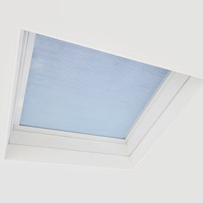 Looking for a Skylux electric interior sunblind 1300 x 1600 mm?